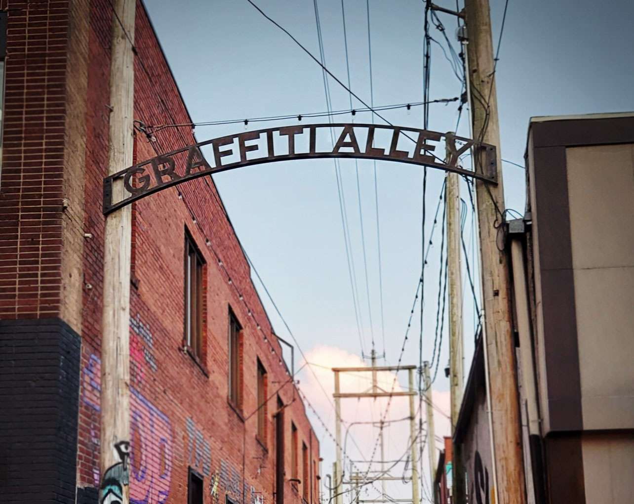 Graffiti Alley - Alabama Metal Art
